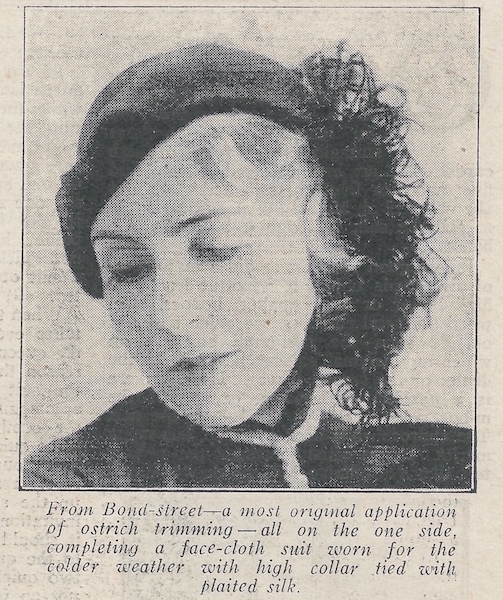 1933 – Photographs of Fashion